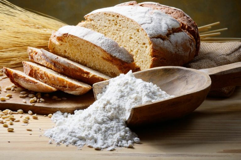 What Is einkorn flour? - Common Grains