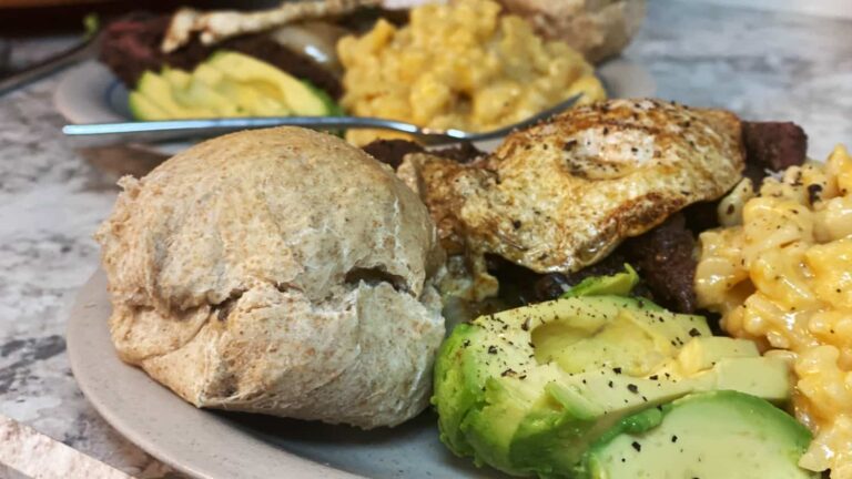 Easiest 5-Ingredient Bread Recipe - Common Grains