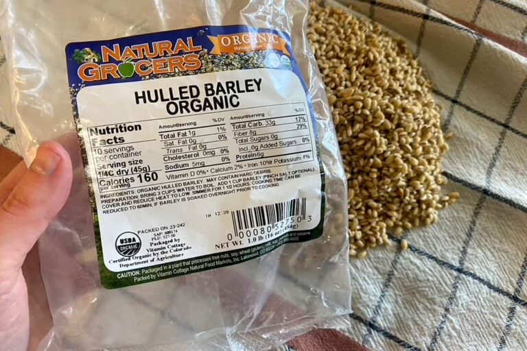 How to mill Hulled Barley for flour - Common Grains