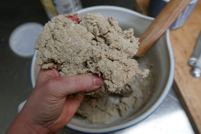 Rye cream biscuits (only 4-ingredients!) - Common Grains