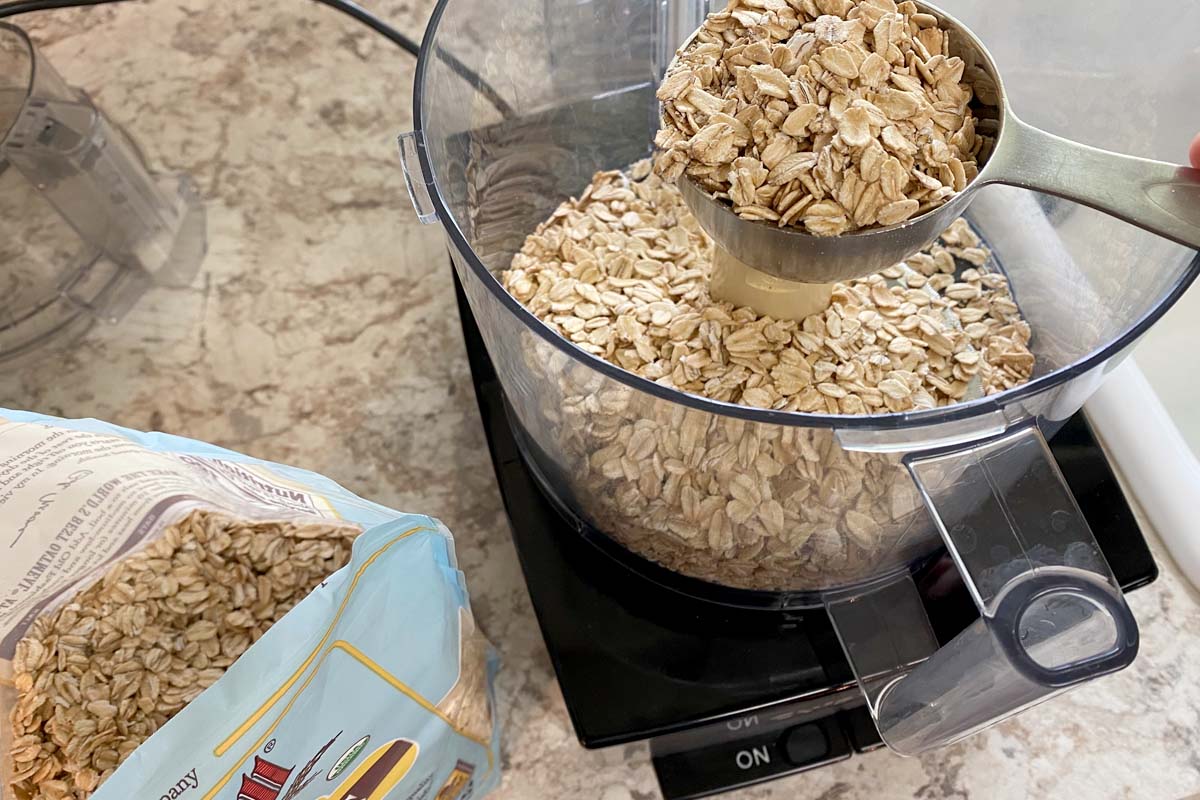 Air fryer crispy oat-crusted chicken breasts - Common Grains